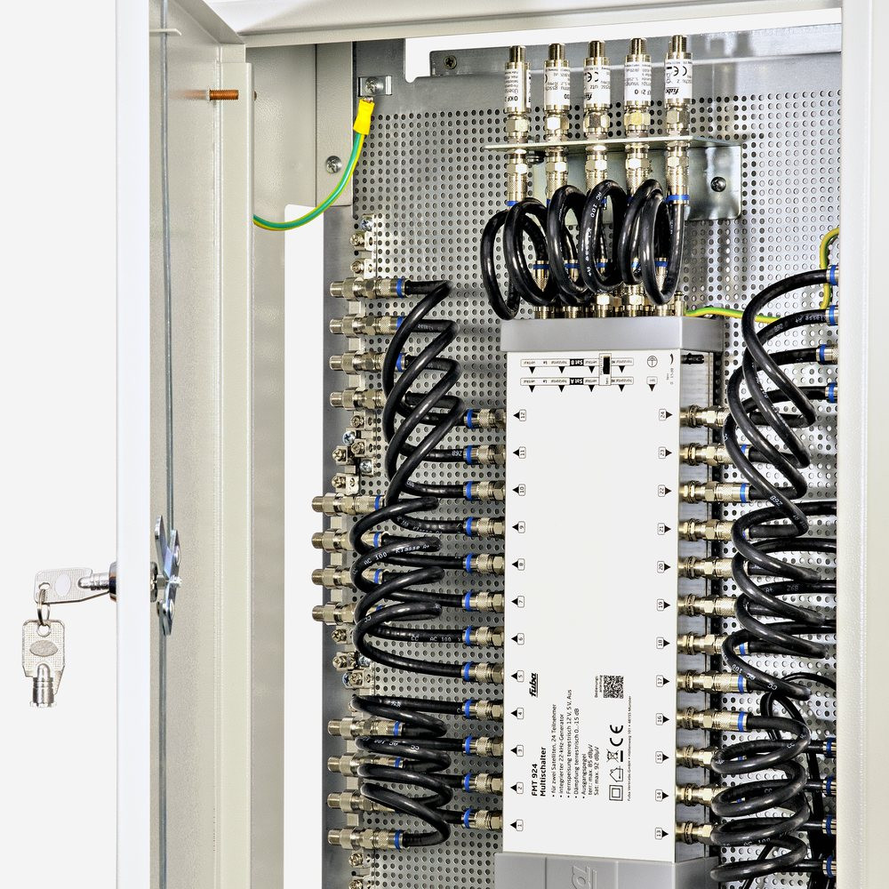 Fuba FMP 9081 SL - Paneele - Multischalter - Satellitenempfang - Produkte